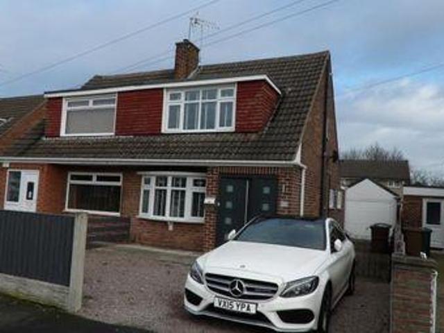 3 Bedrooms Semi detached house for sale in Slaidburn Avenue, Silverdale, Nottingham, Nottinghamshire NG11