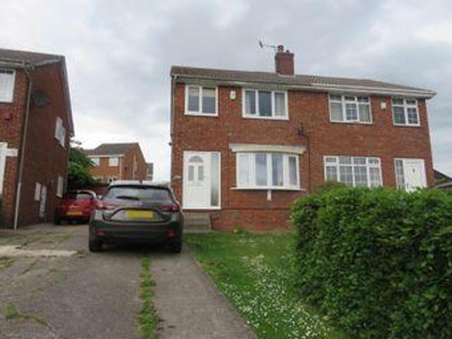 3 Bedrooms Semi detached house for sale in Sparkfields, Mapplewell, Barnsley S75