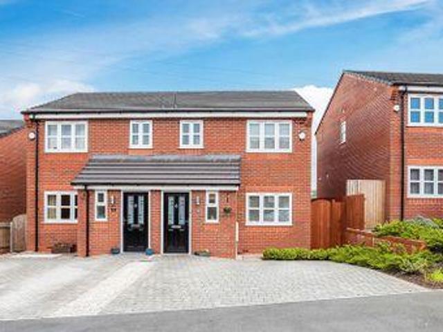 3 Bedrooms Semi detached house for sale in Springfield Road, Biddulph, Stoke On Trent ST8