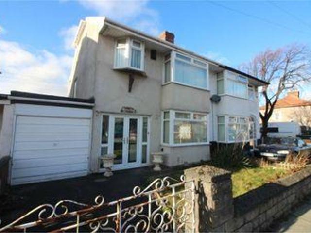 3 Bedrooms Semi detached house for sale in Stuart Road, Crosby, Liverpool, Merseyside L23
