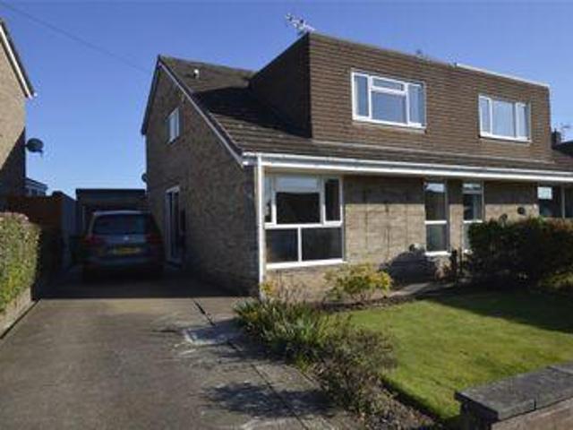 3 Bedrooms Semi detached house for sale in St. Annes Drive, Coalpit Heath, Bristol BS36