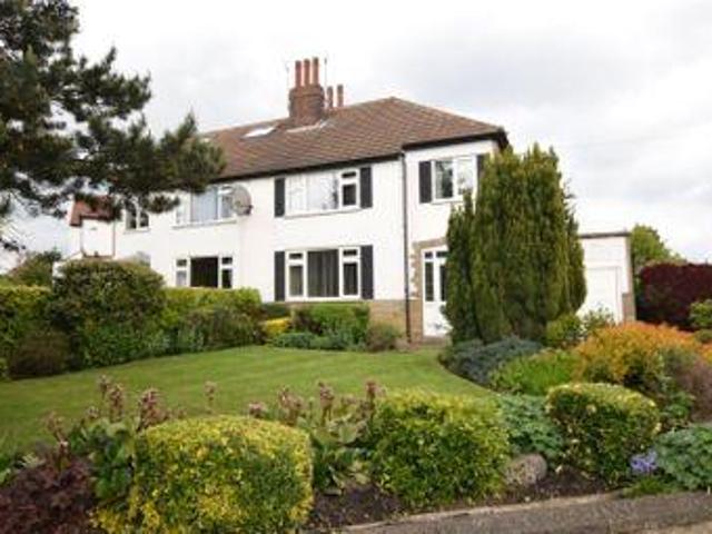 3 Bedrooms Semi detached house for sale in St. Annes Road, Leeds, West Yorkshire LS6
