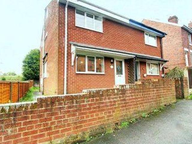 3 Bedrooms Semi detached house for sale in St Helens Street, Elsecar, Barnsley S74