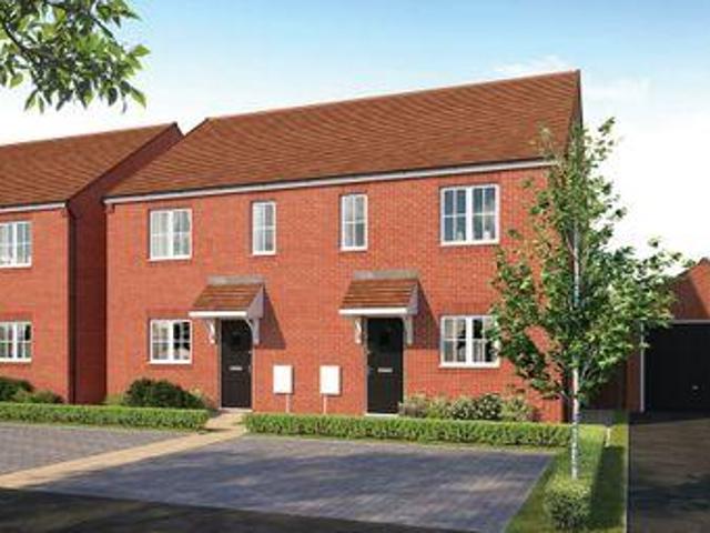 3 Bedrooms Semi detached house for sale in St. James Way, Biddenham, Bedford MK40