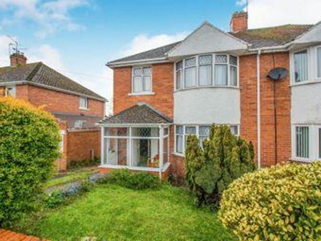 3 Bedrooms Semi detached house for sale in St. Lythans Road, Barry CF62