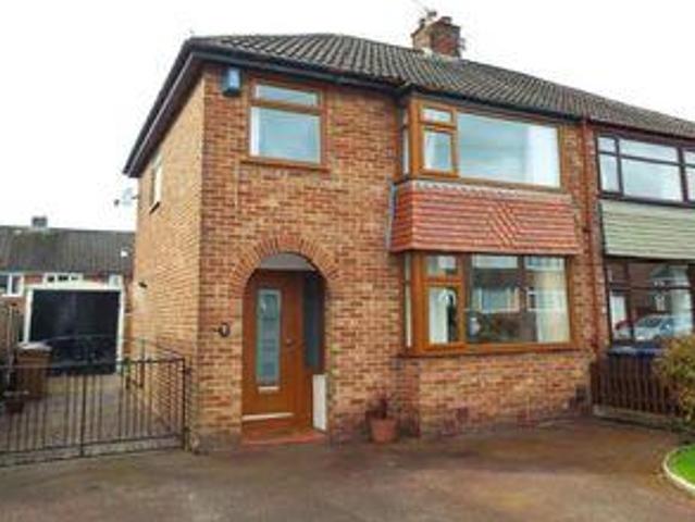 3 Bedrooms Semi detached house for sale in St. Marys Close, Walton Le Dale, Preston, Lancashire PR5