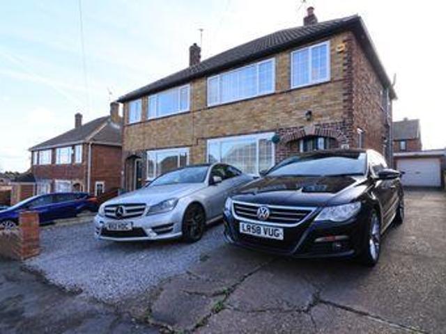 3 Bedrooms Semi detached house for sale in St. Pauls Parade, Scawsby, Doncaster DN5