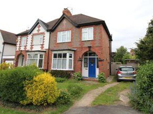 3 Bedrooms Semi detached house for sale in St Philips Avenue, Pennfields, Wolverhampton WV3