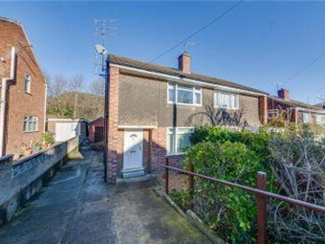 3 Bedrooms Semi detached house for sale in Standon Drive, Wincobank, Sheffield S9