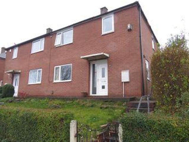 3 Bedrooms Semi detached house for sale in Stanks Lane North, Leeds LS14
