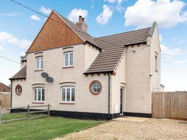 3 Bedrooms Semi detached house for sale in Station Road, Metheringham, Lincoln LN4