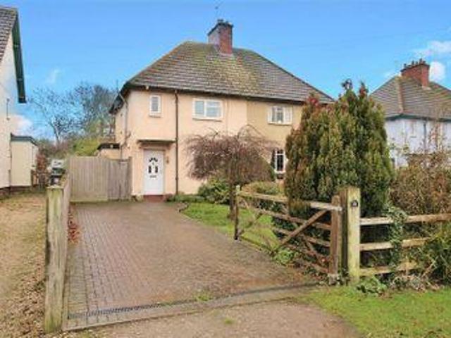 3 Bedrooms Semi detached house for sale in Station Road, Fenny Compton, Southam CV47