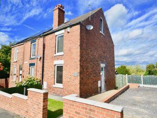 3 Bedrooms Semi detached house for sale in Station Road, Ryhill, Wakefield WF4
