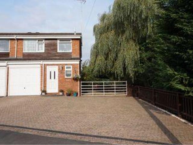 3 Bedrooms Semi detached house for sale in Stowe Drive, Southam CV47
