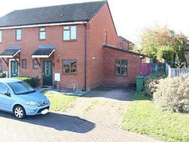 3 Bedrooms Semi detached house for sale in Stott Street, Papworth Everard, Cambridge CB23