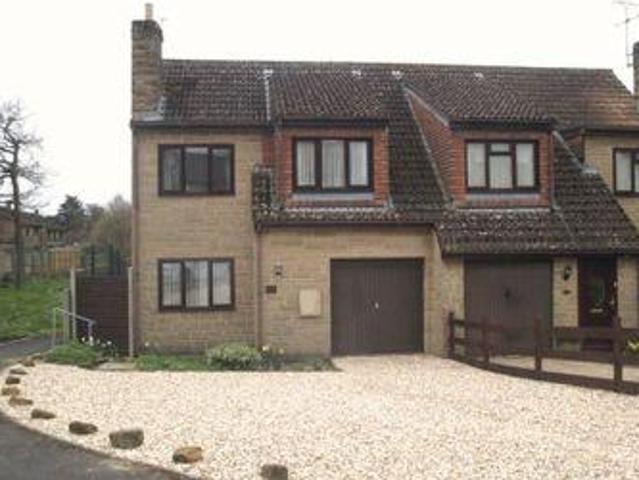 3 Bedrooms Semi detached house for sale in Summerleaze Park, Yeovil BA20
