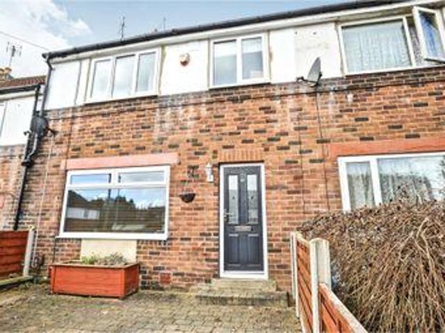 3 Bedrooms Semi detached house for sale in Sussex Avenue, Horsforth, Leeds LS18