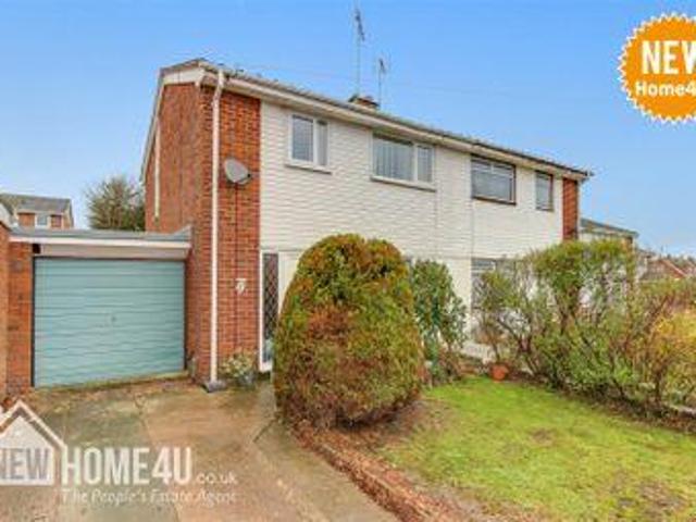 3 Bedrooms Semi detached house for sale in Swain Avenue, Buckley CH7