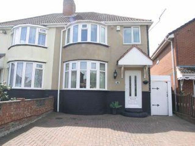 3 Bedrooms Semi detached house for sale in Swan Crescent, Oldbury B69