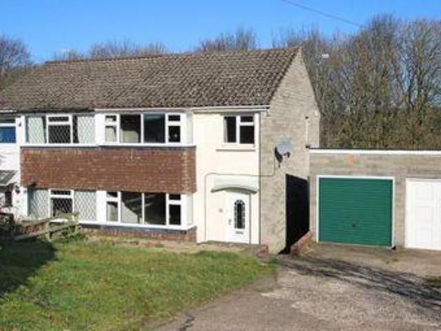 3 Bedrooms Semi detached house for sale in Sycamore Road, Stocksbridge, Sheffield, South Yorkshire S36