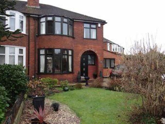 3 Bedrooms Semi detached house for sale in Sydney Avenue, Leigh WN7