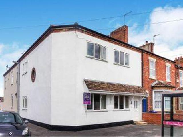 3 Bedrooms Semi detached house for sale in Sydney Street, Burton On Trent DE14
