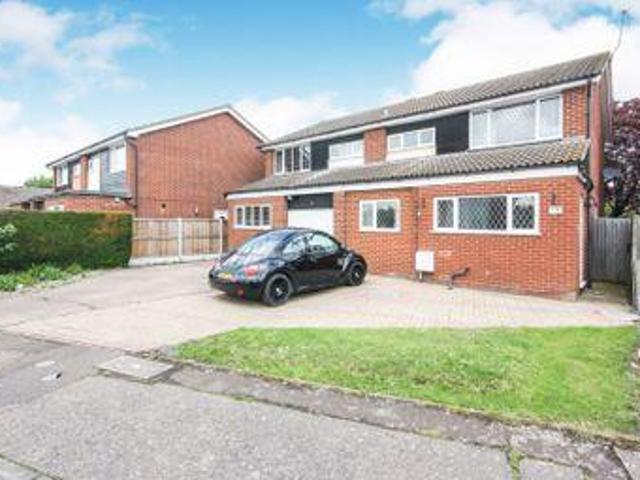 3 Bedrooms Semi detached house for sale in Patten Close, Colchester CO6