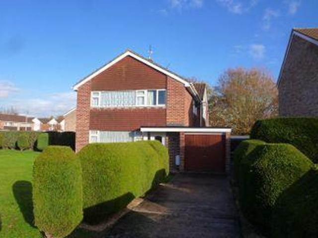 3 Bedrooms Semi detached house for sale in Paxcroft Way, Trowbridge BA14