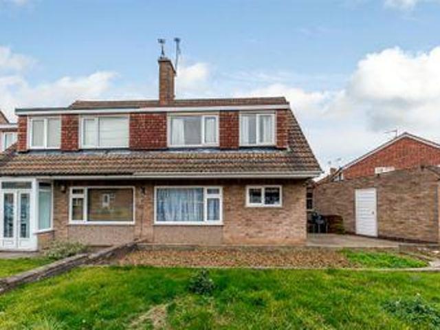 3 Bedrooms Semi detached house for sale in Packer Avenue, Leicester Forest East, Leicester LE3