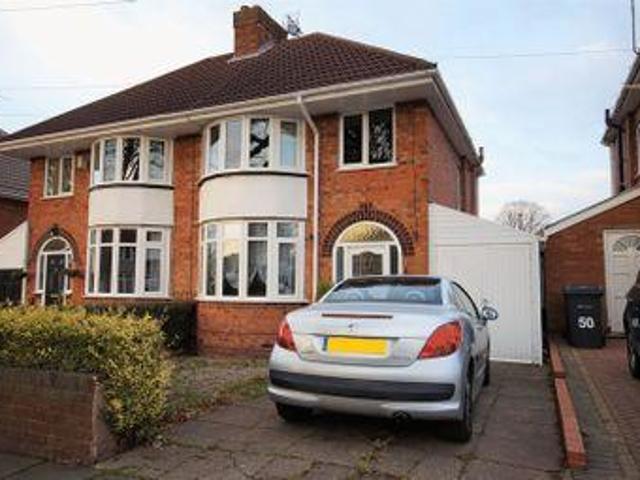 3 Bedrooms Semi detached house for sale in Pakefield Road, Kings Norton B30