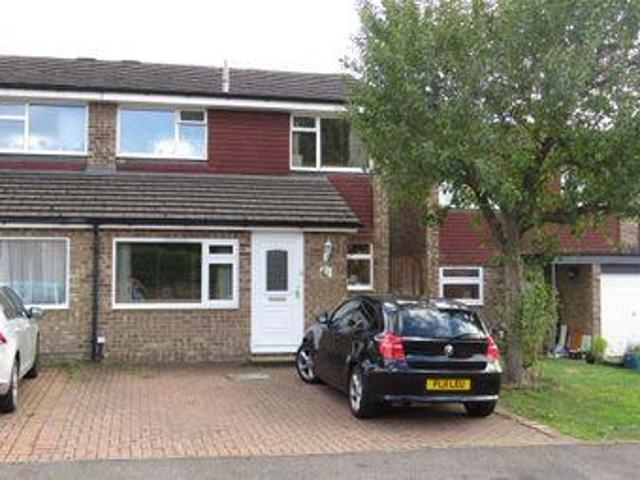 3 Bedrooms Semi detached house for sale in Palmers Close, Maidenhead SL6