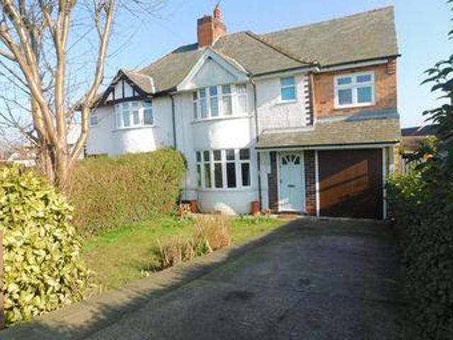 3 Bedrooms Semi detached house for sale in Papplewick Lane, Hucknall, Nottingham NG15