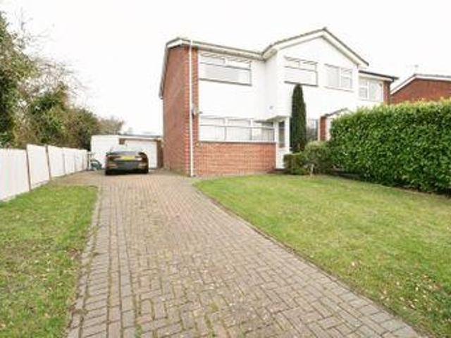 3 Bedrooms Semi detached house for sale in Park Drive, Brightlingsea, Colchester CO7