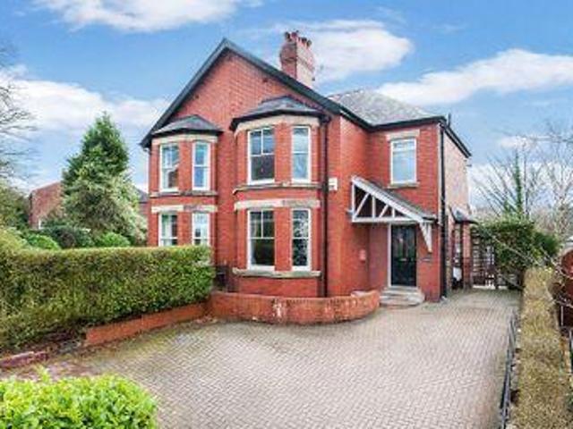 3 Bedrooms Semi detached house for sale in Park Lane, Congleton CW12