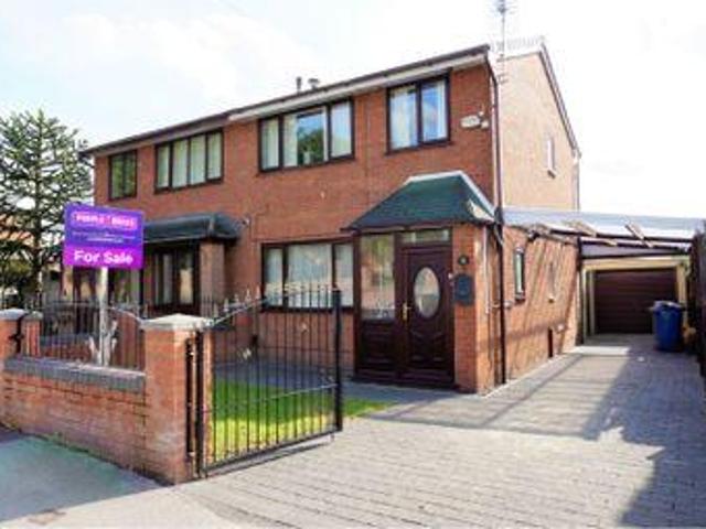 3 Bedrooms Semi detached house for sale in Park Lane, Wigan WN2