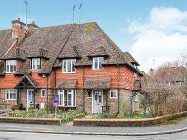 3 Bedrooms Semi detached house for sale in Petworth Road, Godalming GU8
