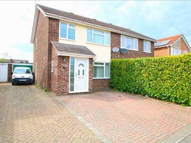 3 Bedrooms Semi detached house for sale in Pearmain Way, Stanway, Colchester CO3