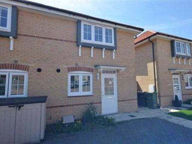 3 Bedrooms Semi detached house for sale in Pearl Court, Upton, Pontefract WF9