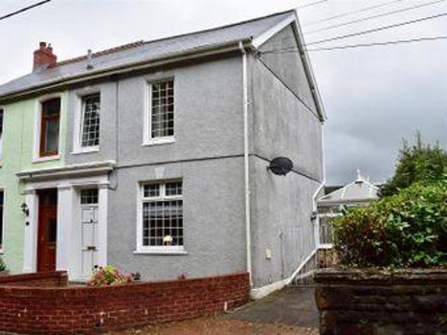 3 Bedrooms Semi detached house for sale in Pentwyn Road, Ammanford SA18