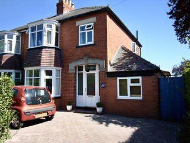 3 Bedrooms Semi detached house for sale in Percy Road, Pocklington, York YO42
