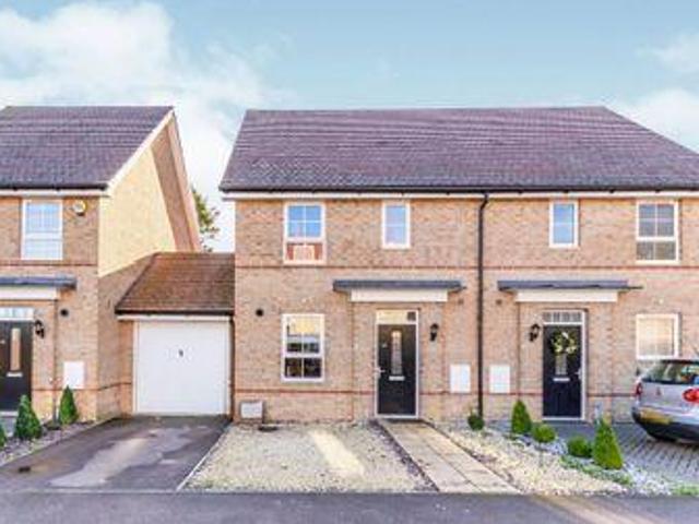 3 Bedrooms Semi detached house for sale in Peregrine Way, Hatfield AL10