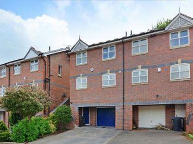 3 Bedrooms Semi detached house for sale in Periwood Lane, Millhouses, Sheffield S8