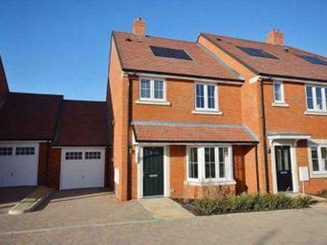 3 Bedrooms Semi detached house for sale in Picts Lane, Princes Risborough HP27