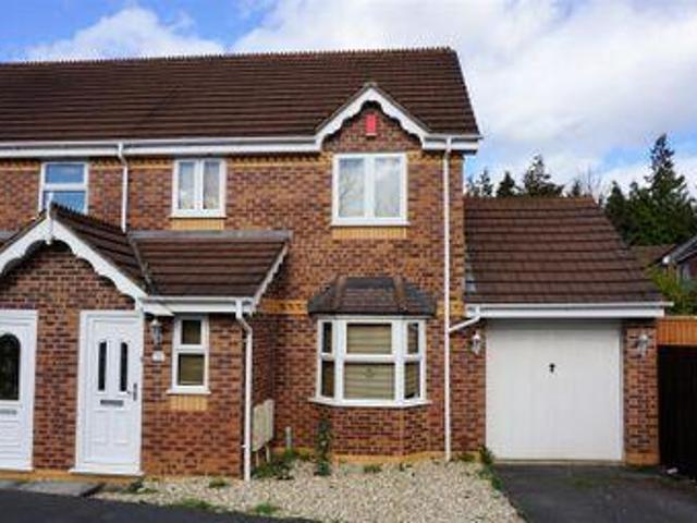 3 Bedrooms Semi detached house for sale in Pilgrims Wharf, St Annes Park, Bristol BS4
