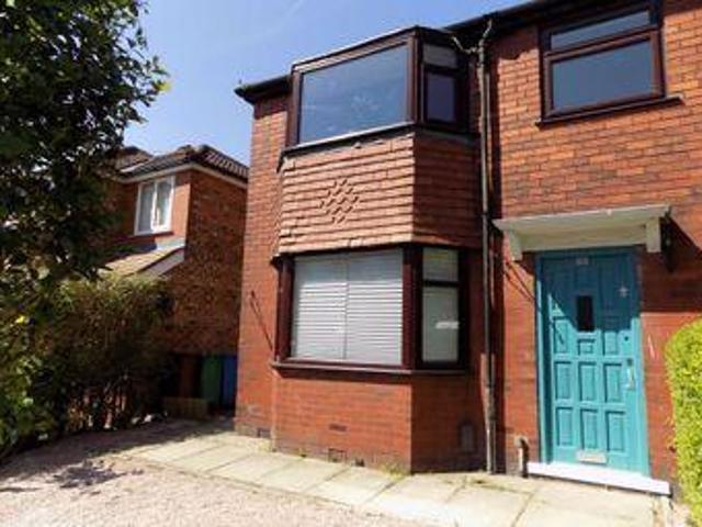 3 Bedrooms Semi detached house for sale in Pinnington Road, Manchester M18