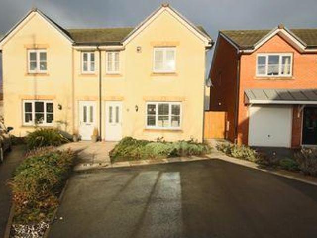 3 Bedrooms Semi detached house for sale in Plantation Close, Buckshaw Village, Chorley PR7