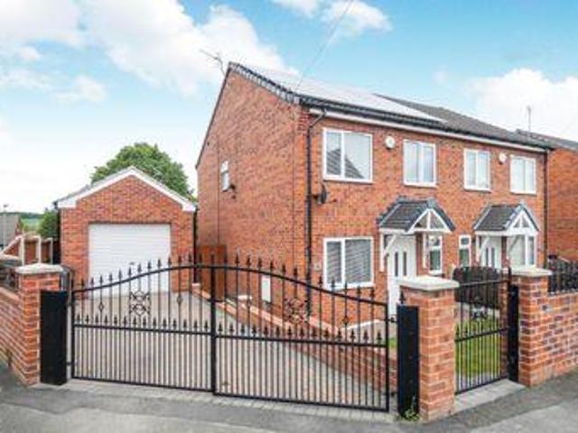 3 Bedrooms Semi detached house for sale in Pleasant Avenue, Great Houghton, Barnsley S72