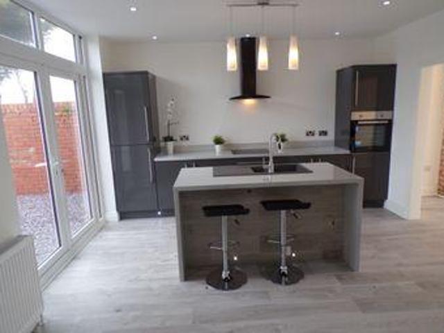 3 Bedrooms Semi detached house for sale in Preston New Road, Blackpool FY3