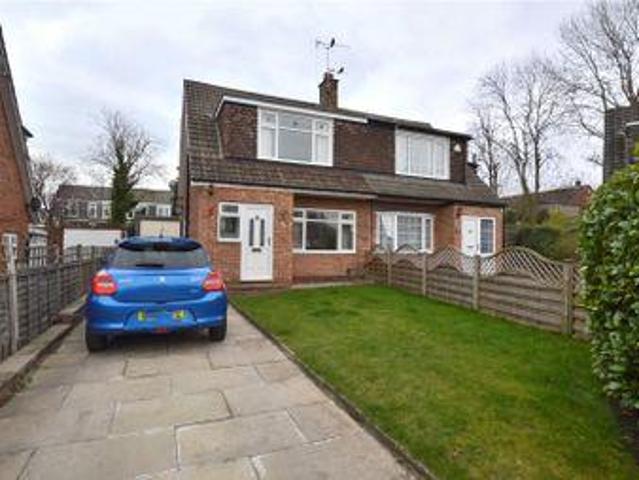 3 Bedrooms Semi detached house for sale in Primley Park Drive, Leeds, West Yorkshire LS17