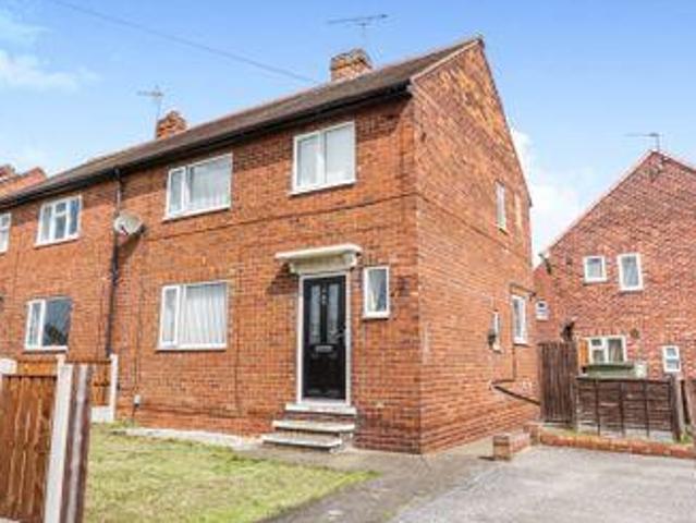 3 Bedrooms Semi detached house for sale in Queen Elizabeth Drive, Normanton WF6